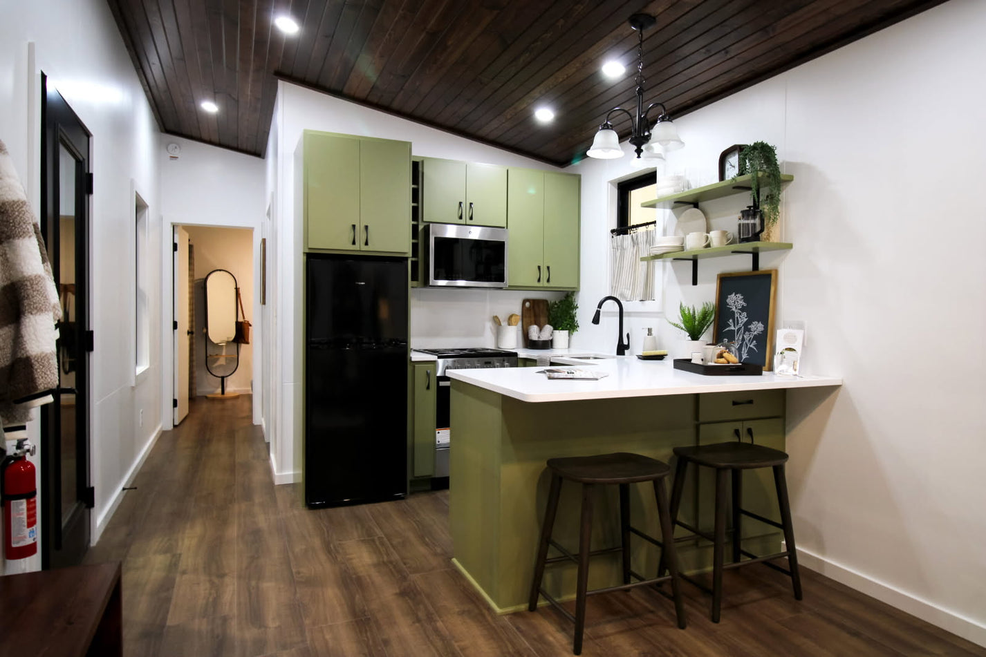 The Rookie Cabin (Offered in 2 bed and 1 bath options) – Amish Built Cabins