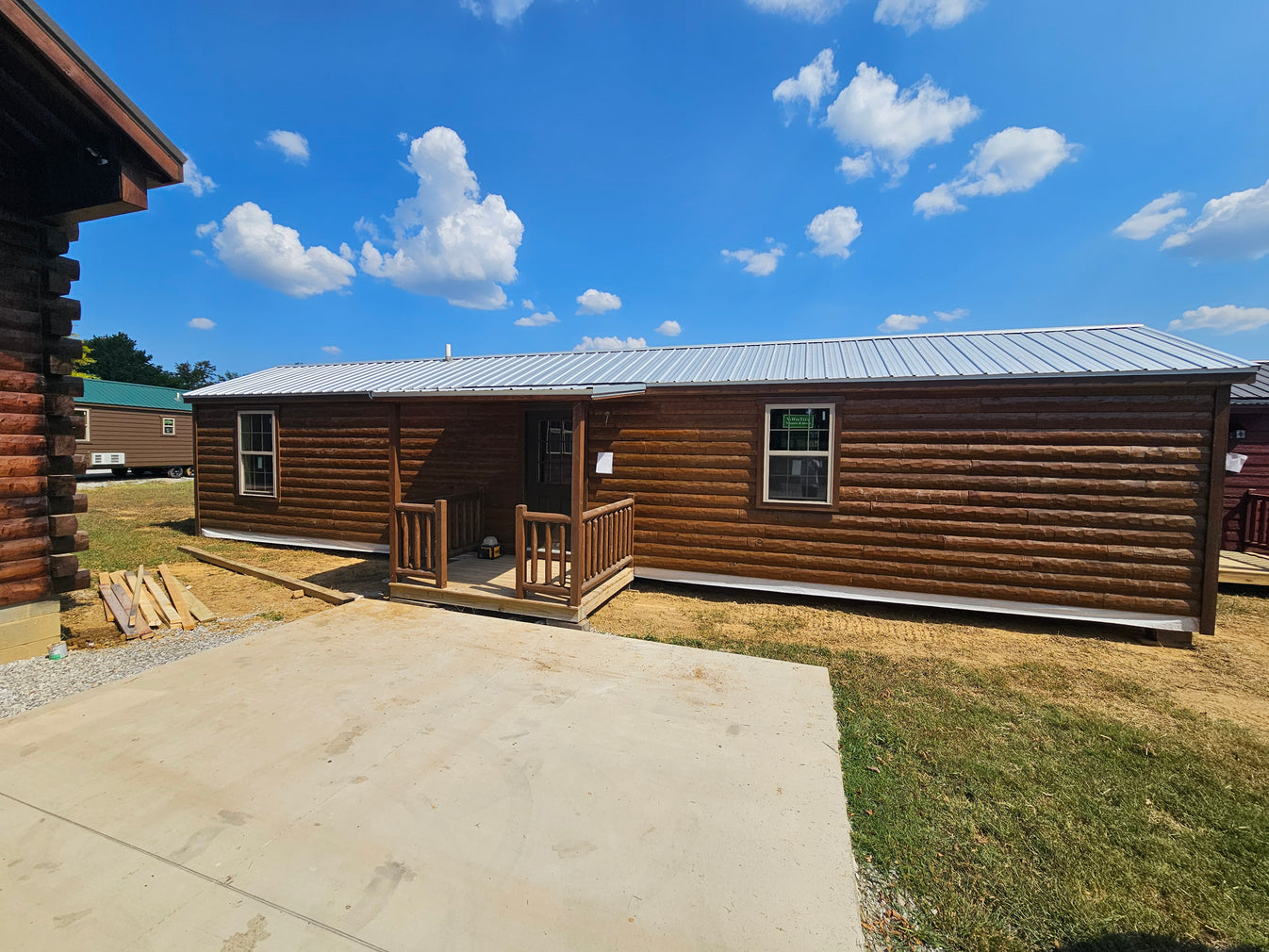El Poco Loco (2 Bed 2 Bath) 12 by 48 – Amish Built Cabins | Modular ...