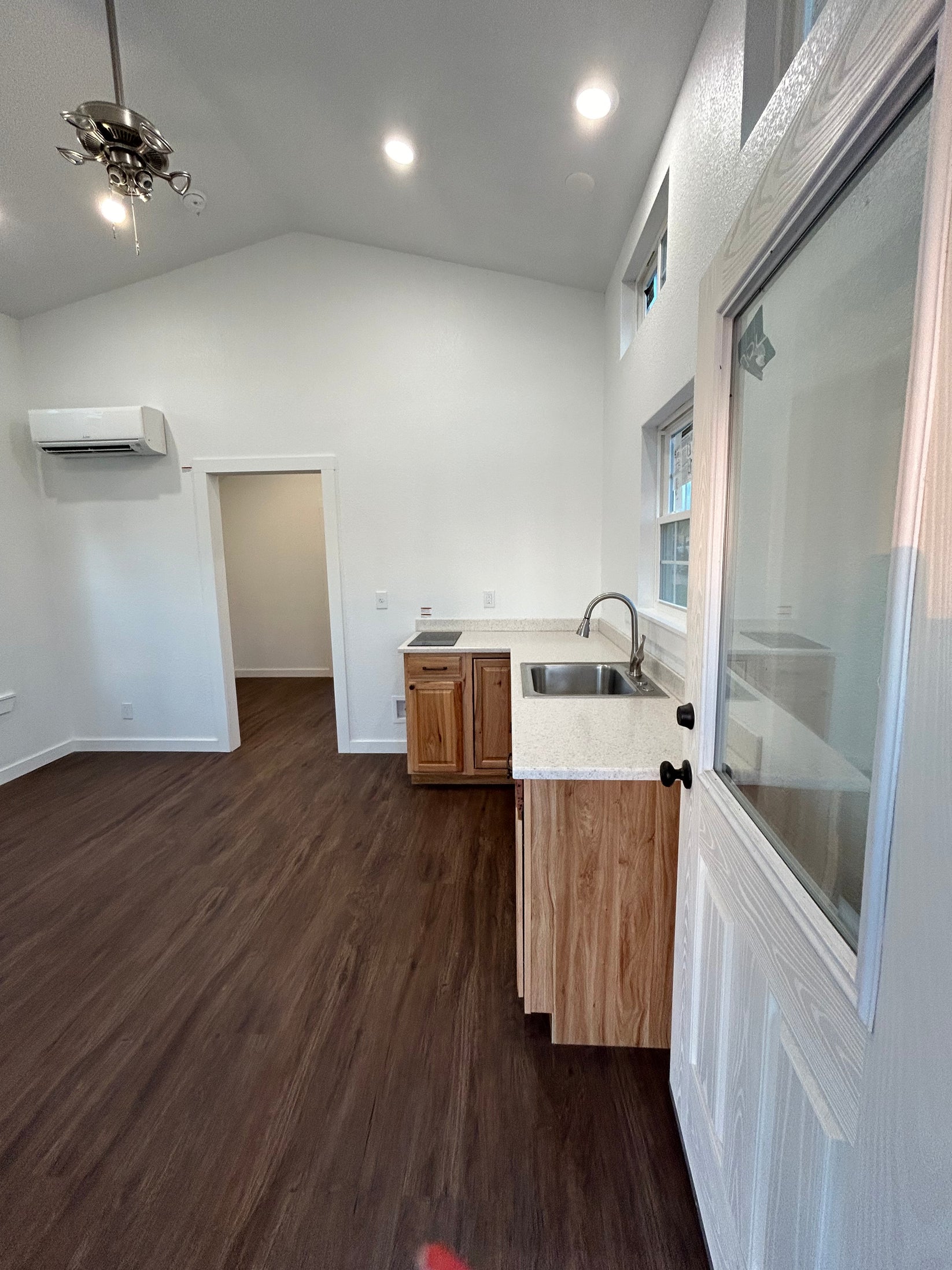 Modern RV Park Model Cottage (RVIA certified) (ALABAMA PRICING) – Amish ...