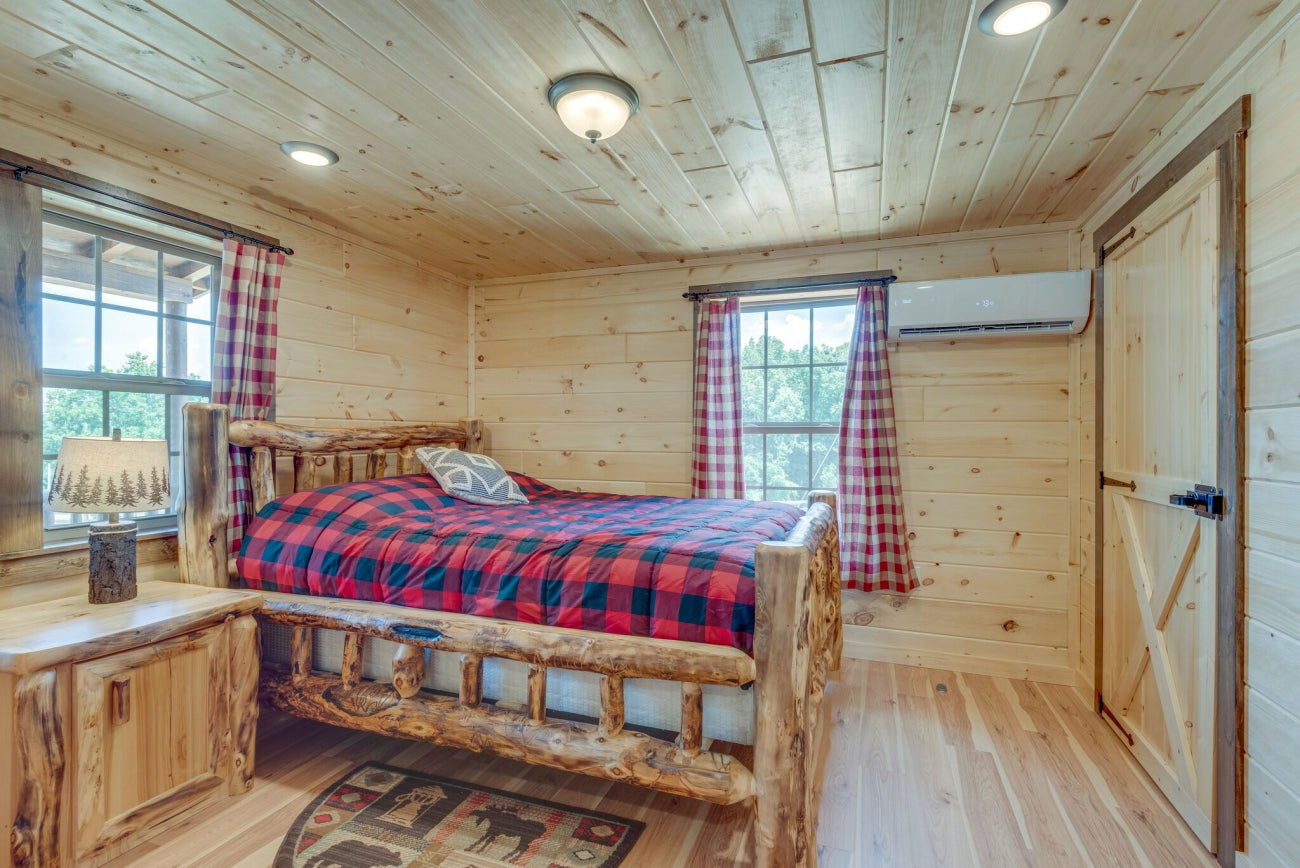 The Chattanooga Cabin (Shipping and set up pricing based on your state ...
